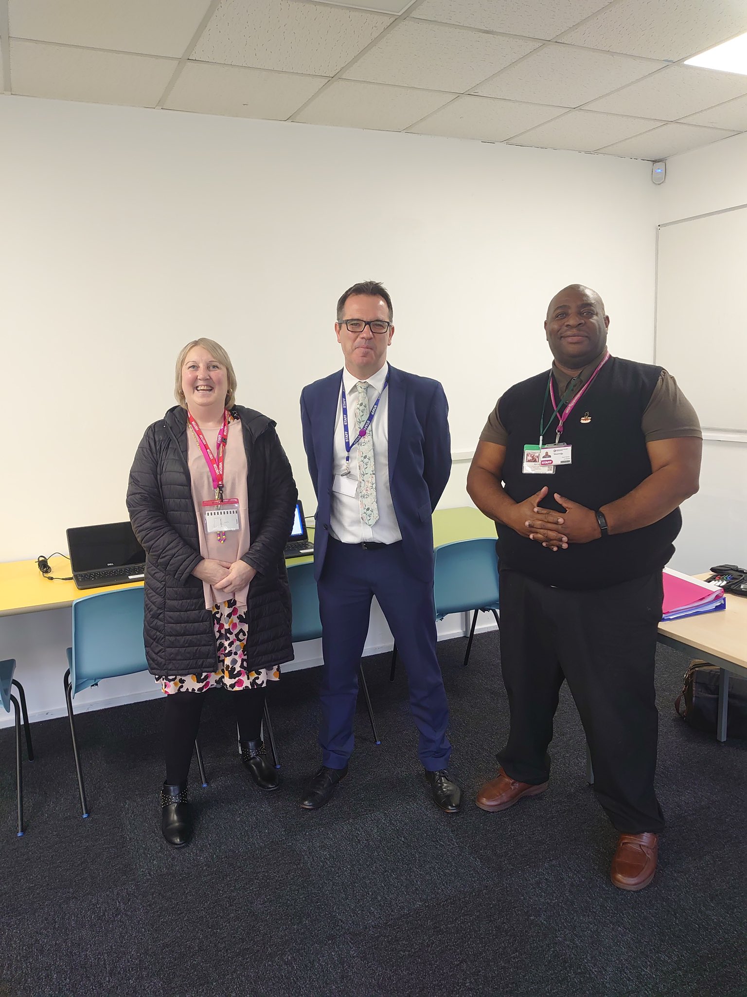 King Edward VI Balaam Wood Academy pilots Parent and Carer computer ...